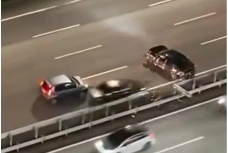 NKVE accident: Viral video shows car struck three times near Duta Toll ...