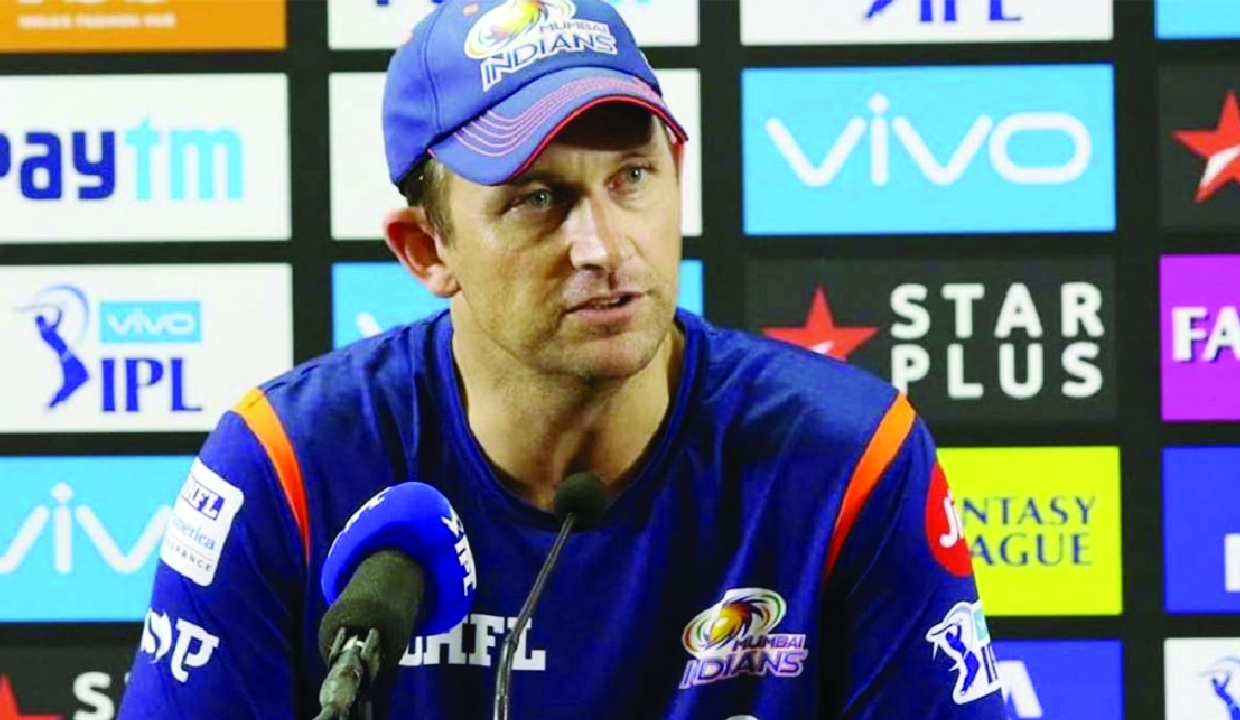 Bowlers must innovate to survive T20 era: Shane Bond