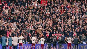 For 22 yrs, Arsenal fans survived in past to cope with present. All ...