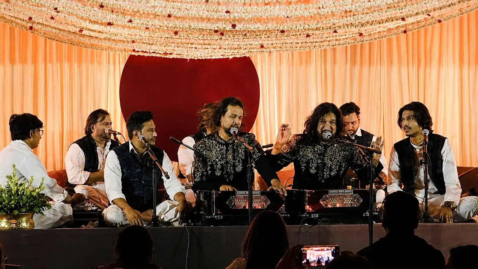 From Chaap Tilak to Kun Faya Kun: Inside a soulful baithak of qawwalis ...