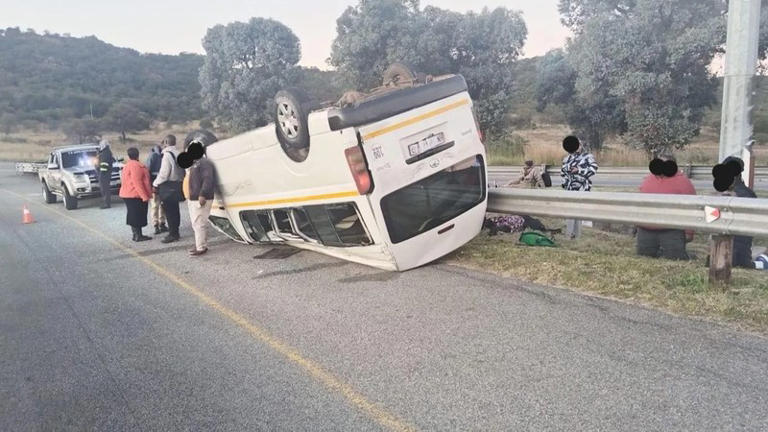 Two Grade R pupils die, seven others injured in Limpopo after minibus ...