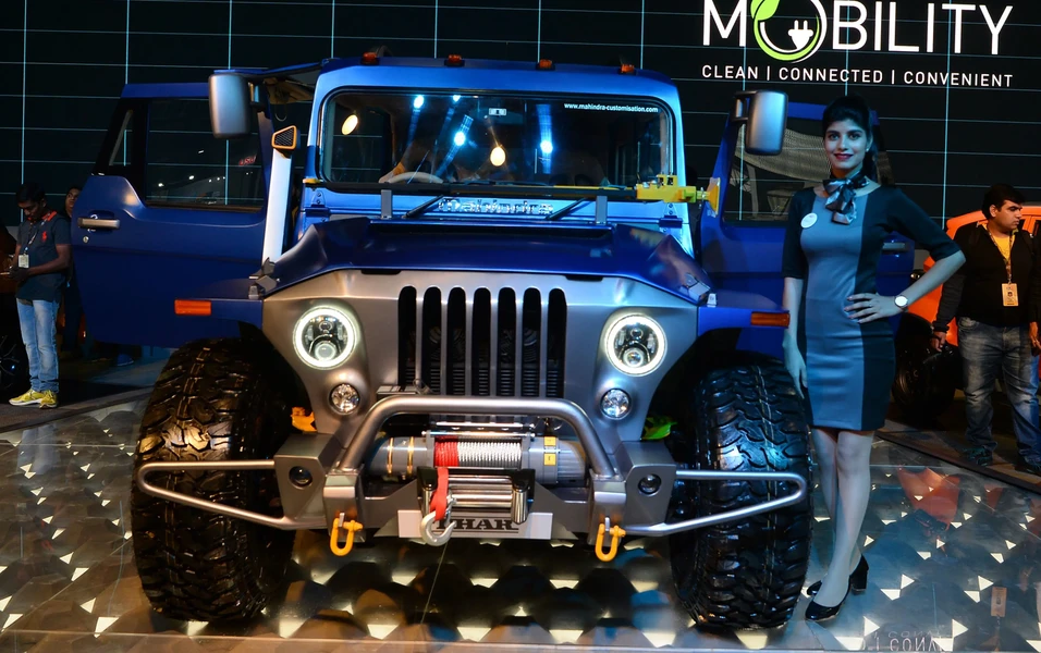 Mahindra Thar Roxx reimagined as Dakar-style rally truck in fan render