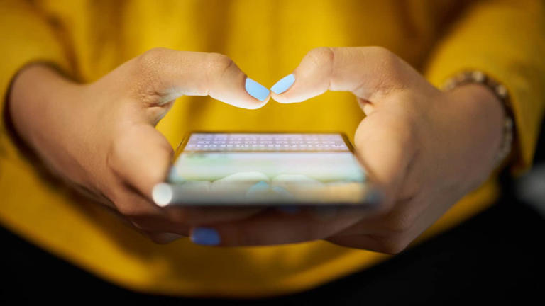 9 extremely millennial habits boomers can’t relate to