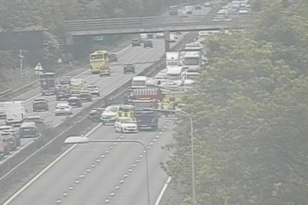 M1 near Bucks shut after lorry crash