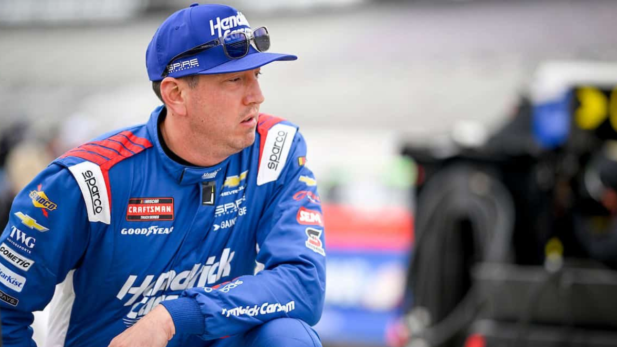 Kyle Busch injury update: NASCAR star radios team requesting medical ...