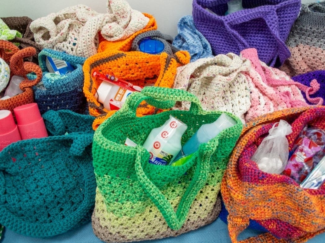Mother’s Day giveaway held for moms in Newark, Jersey City, Elizabeth