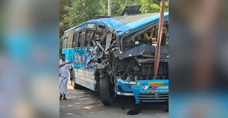 Private bus collides with loaded truck in Kochi; injures 39 passengers
