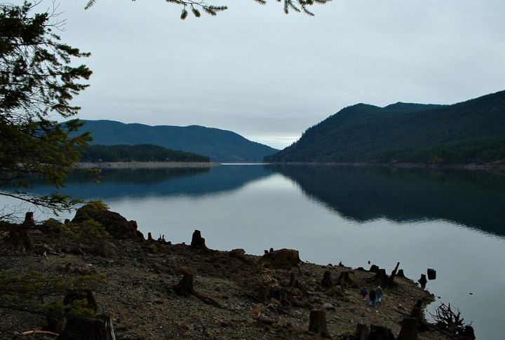 15 lakes in the Pacific Northwest where you can truly unplug
