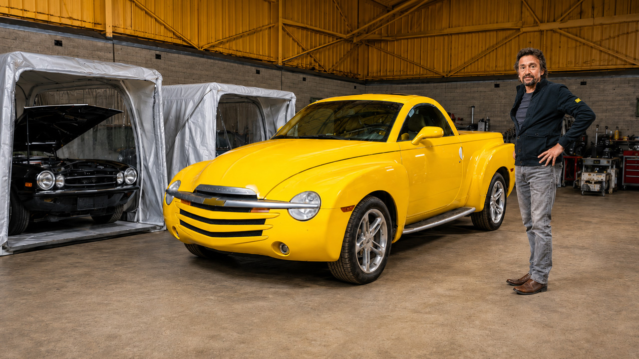 Why did Richard Hammond buy this unusual V8 TV car?