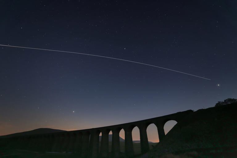 17 things commonly mistaken for UFOs