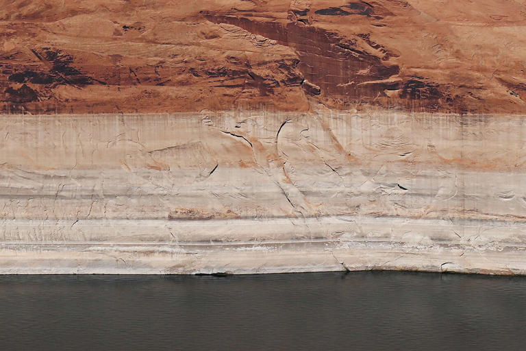 Water levels at Lake Powell, Lake Mead could go dangerously low