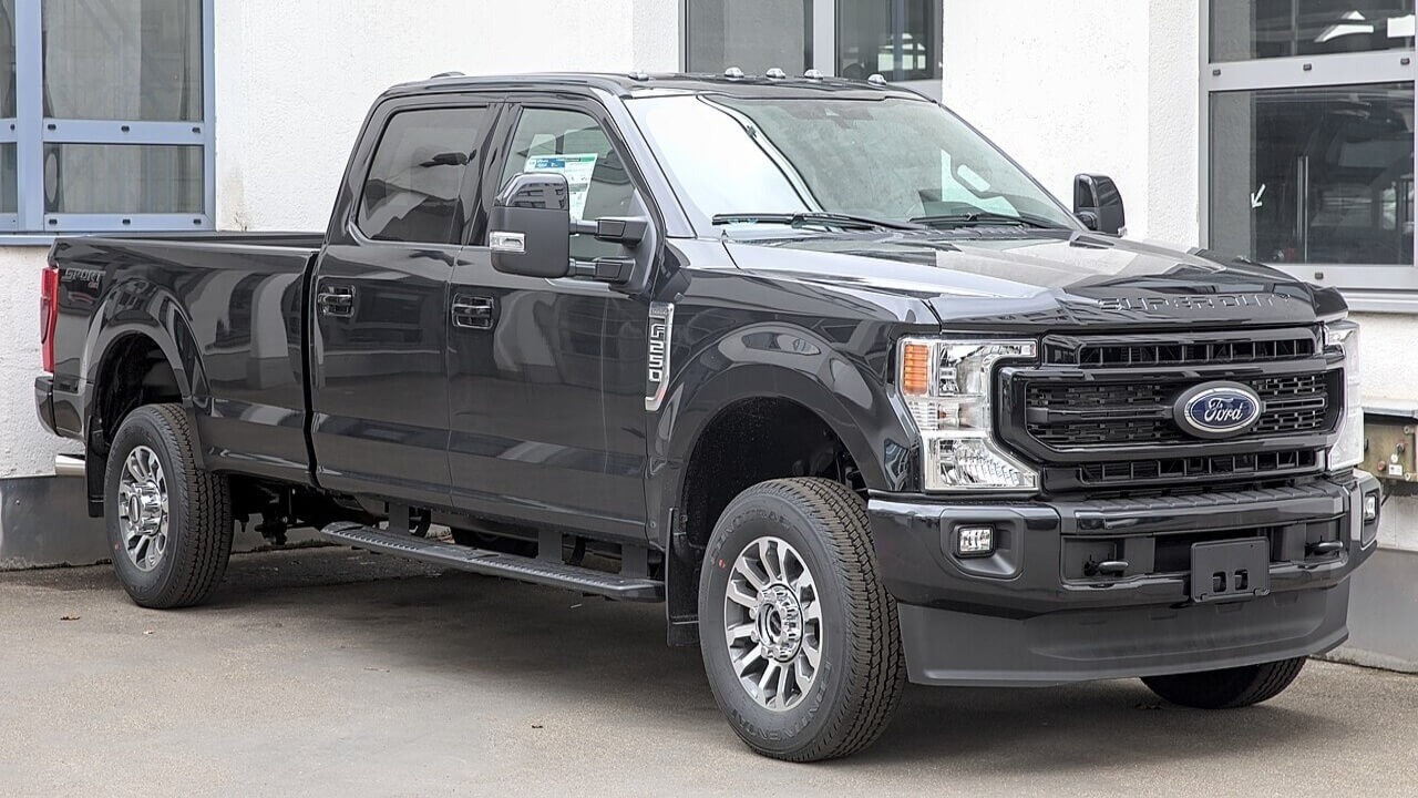 10 Ford trucks that refuse to fade away
