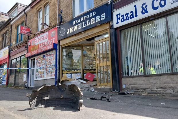 Shocking ram-raid at Bradford jewellery shop - Three suspects and one ...