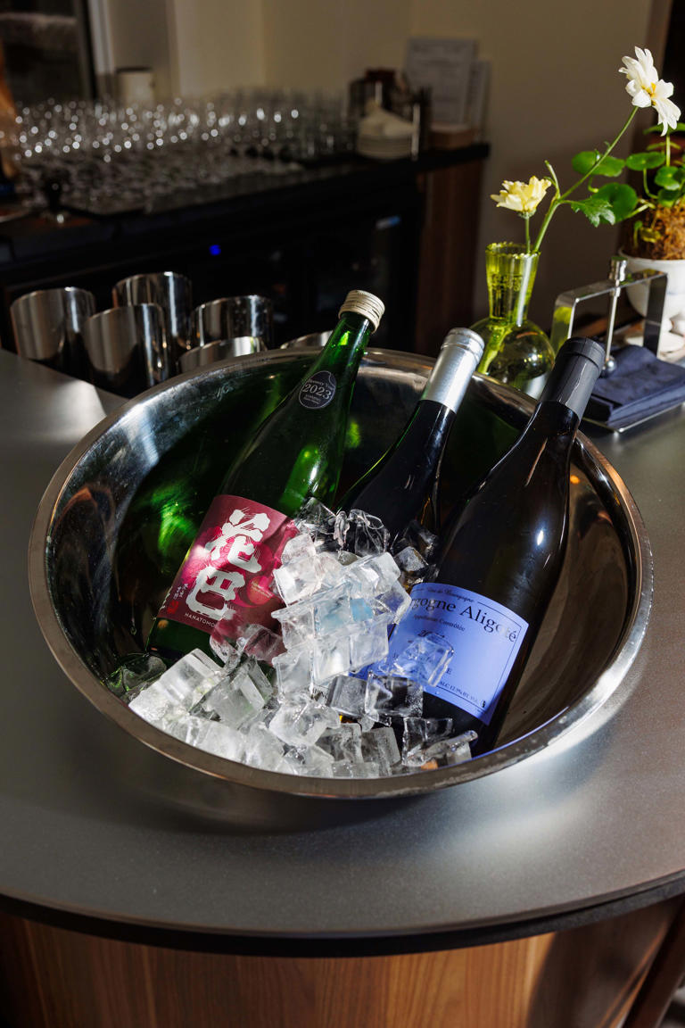 This new bar in Little Italy pairs Chinese food with wine and sake