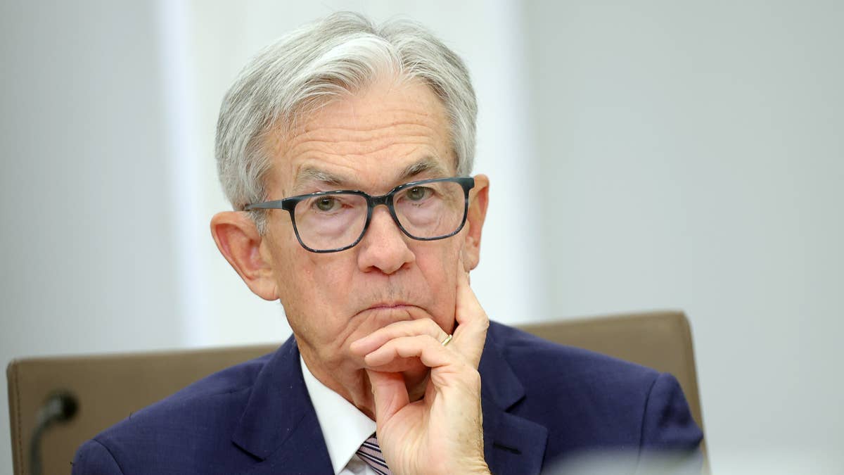 Goldman Sachs delays Fed rate-cut forecast as inflation stays ...