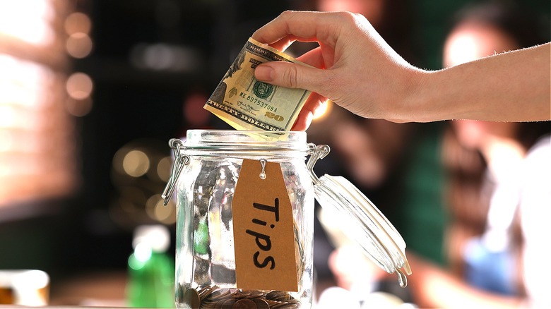 People you should never tip