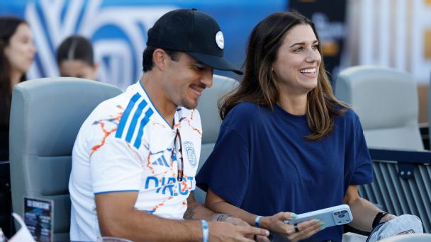 Alex Morgan announces pregnancy with third baby