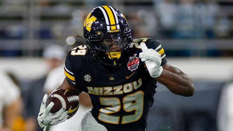 Missouri tailback Ahmad Hardy shot, in stable condition