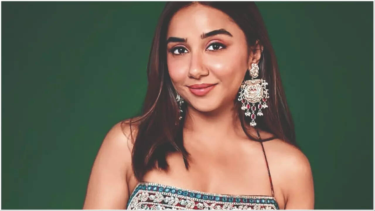 ‘I’m going to cry my eyes out’: Prajakta Koli on bidding goodbye to ...