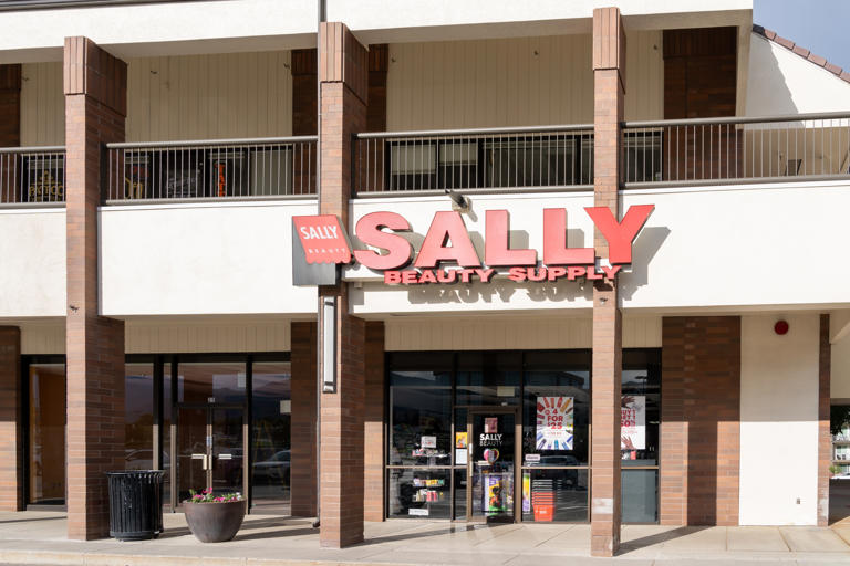 Sally Beauty gains after topping FQ2 expectations, setting solid guidance