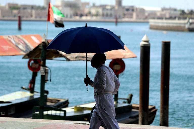'Modify your routine': Doctors urge caution as temperatures climb ahead ...