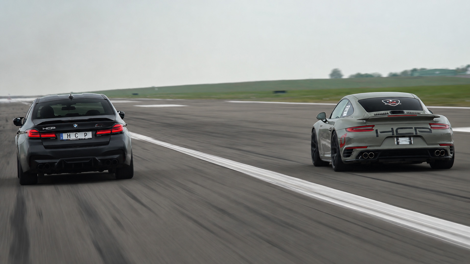 Can this BMW M5 win against 1000HP Porsche 991 in drag race?