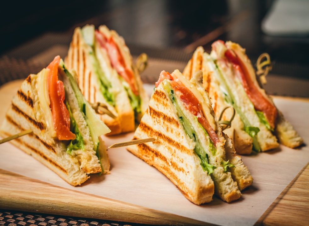 5 best club sandwiches at restaurant chains