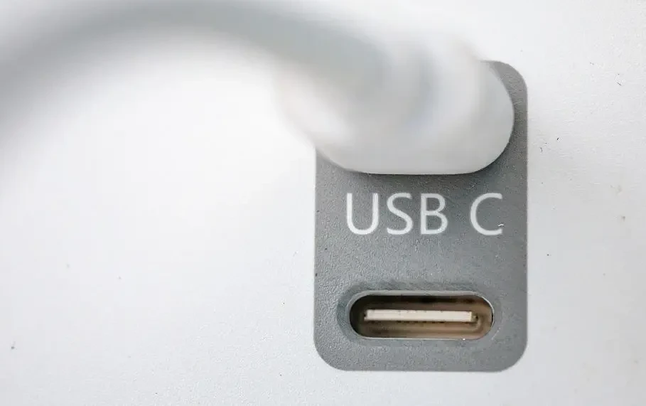 USB-C color coding confusion resurfaces amid port speed differences