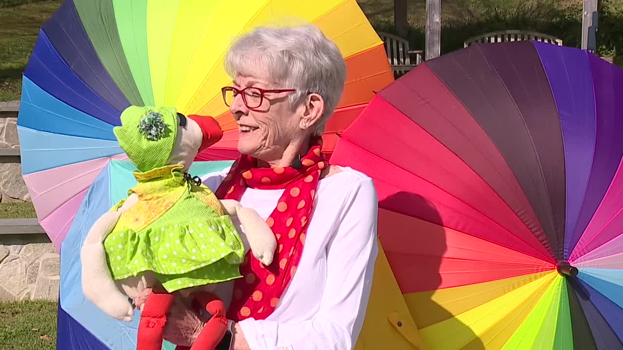 Ventriloquist Valerie Smalkin to host an interactive kids show about ...