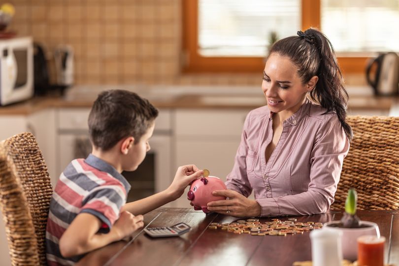 Parents may have to pay back Child Benefit after threshold change