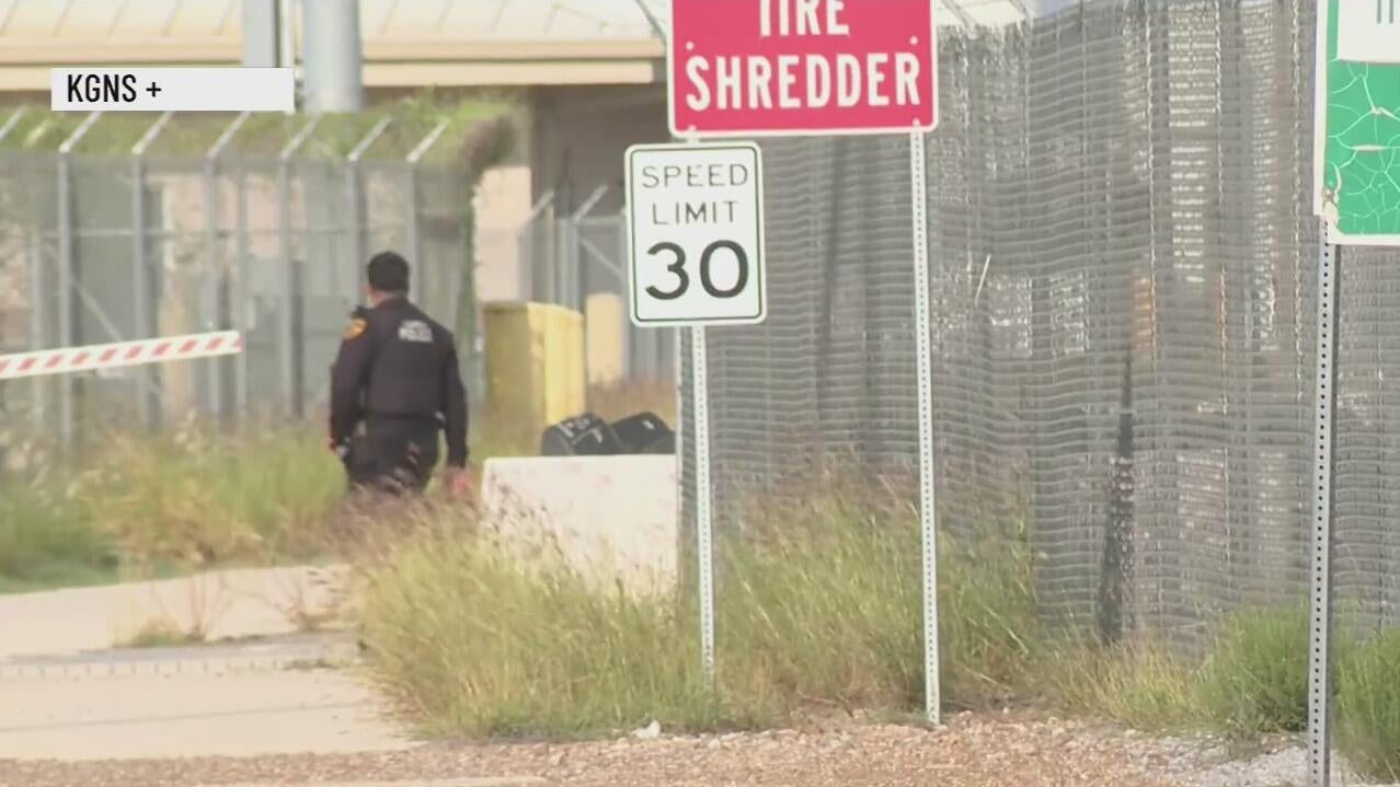 6 people found dead inside Union Pacific boxcar in Laredo, police say
