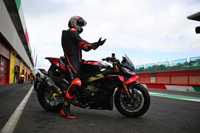 Michelin Power Performance: tecnologia SBK a portata di tutti. La gomma ...