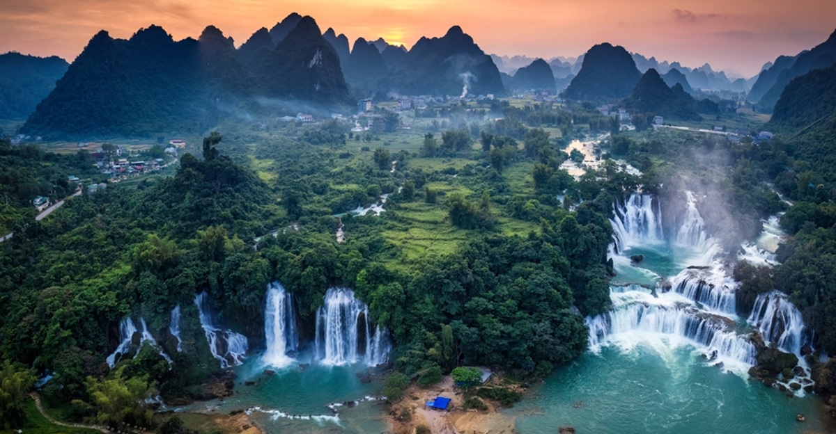 16 waterfalls around the world that make the journey worth it