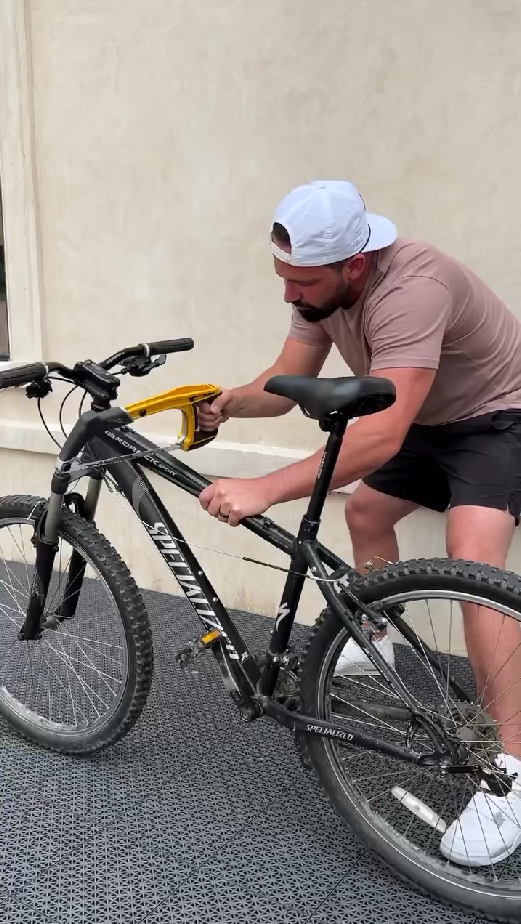 Beginner friendly DIY bike maintenance tips and tricks
