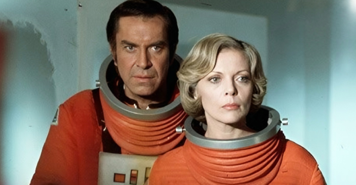 Does anyone else remember Space: 1999? Is it the most underrated sci-fi ...