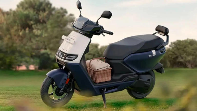 Ather Rizta explained - everything on price, range, variants and features