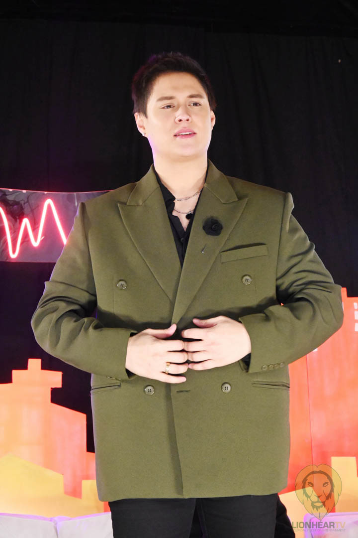 Enrique Gil and Matteo Guidicelli go viral over playful "big bird" exchange