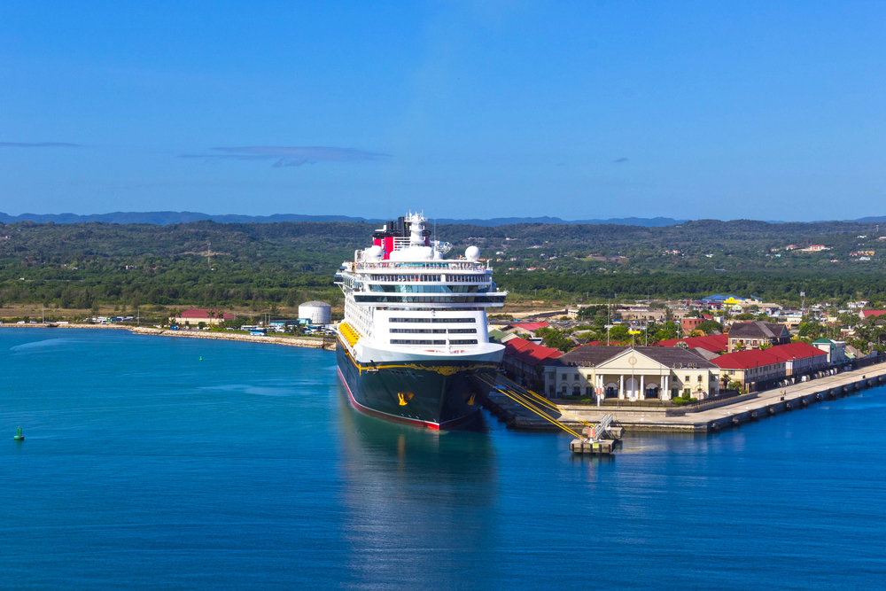 Disney Destiny vs Disney Wish ships: How to choose