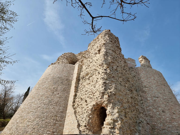 Restauri e nuove scoperte su Cagli e la sua rocca nella Giornata dei ...