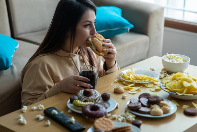 El agotamiento mental estaría relacionado con la mala alimentación y el ...