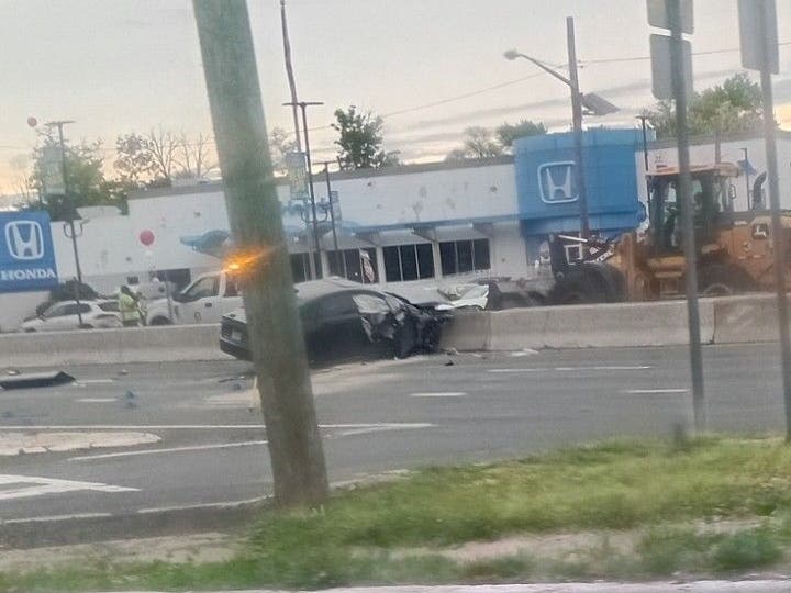 Car crashes into Route 22 concrete barrier, 2 critically injured in ...