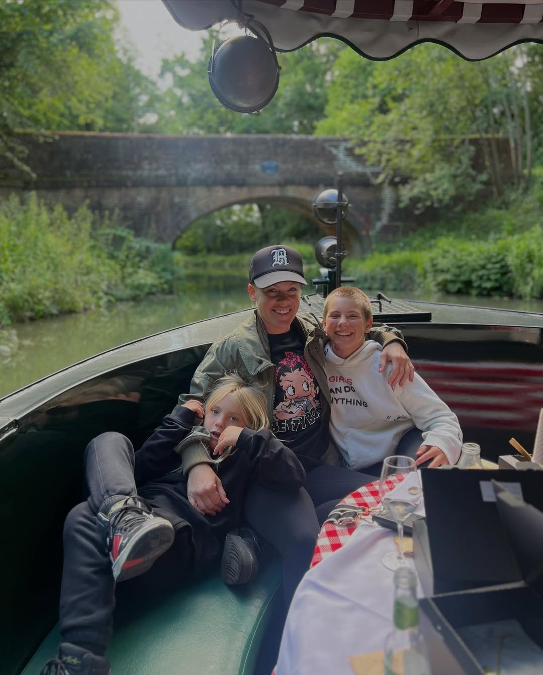 Pink shares sweetest smiling photos with lookalike kids Willow, 14, and ...