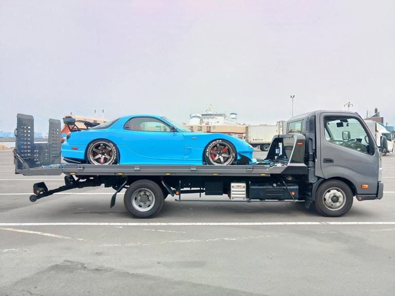 Modified 1999 Mazda RX-7 Type RB S package listed for sale in Japan