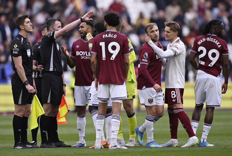 Premier League title decided by dodgy VAR seems fitting for dismal ...
