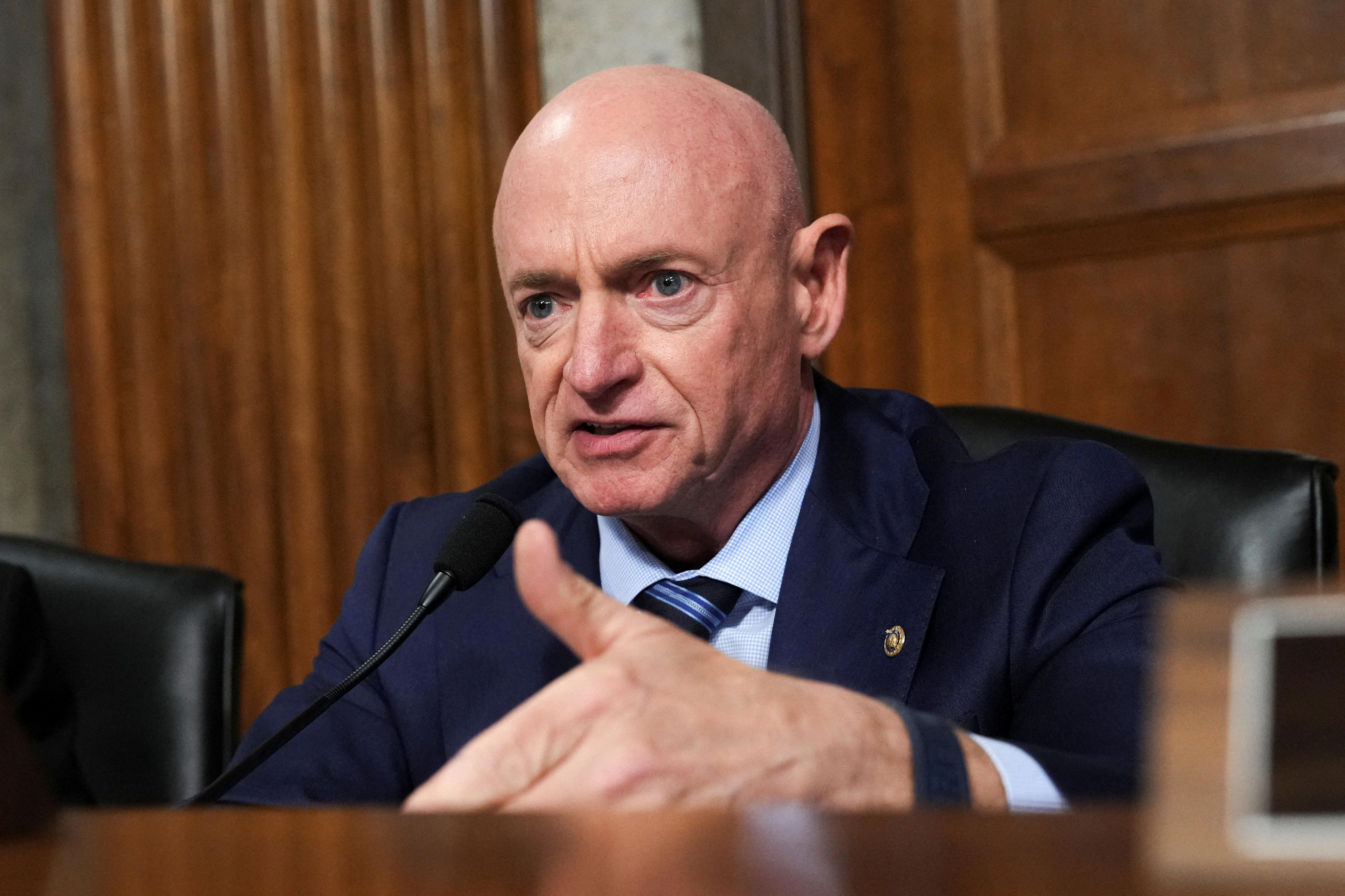 The presidential buzz around Sen. Mark Kelly keeps growing