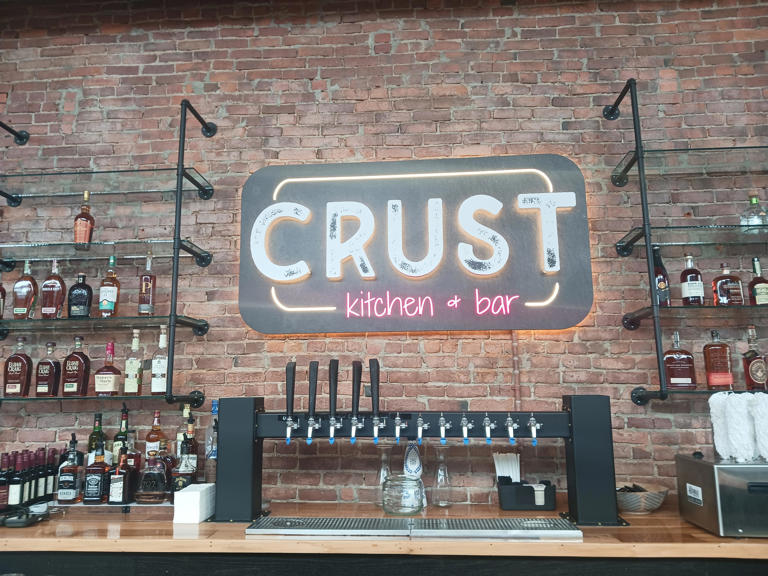 Crust Kitchen & Bar opens new location in Utica