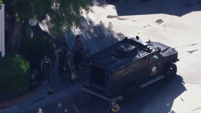 Six Flags Magic Mountain bomb threat under investigation