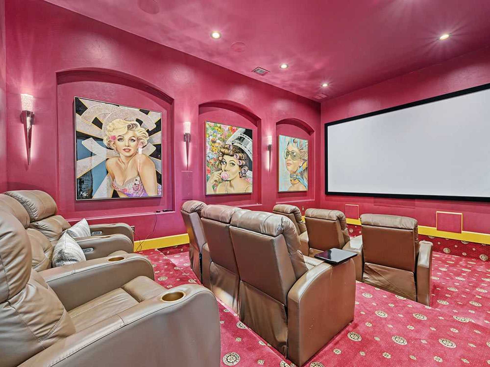 Round Rock Donuts owners roll out lavish Hill Country estate at auction