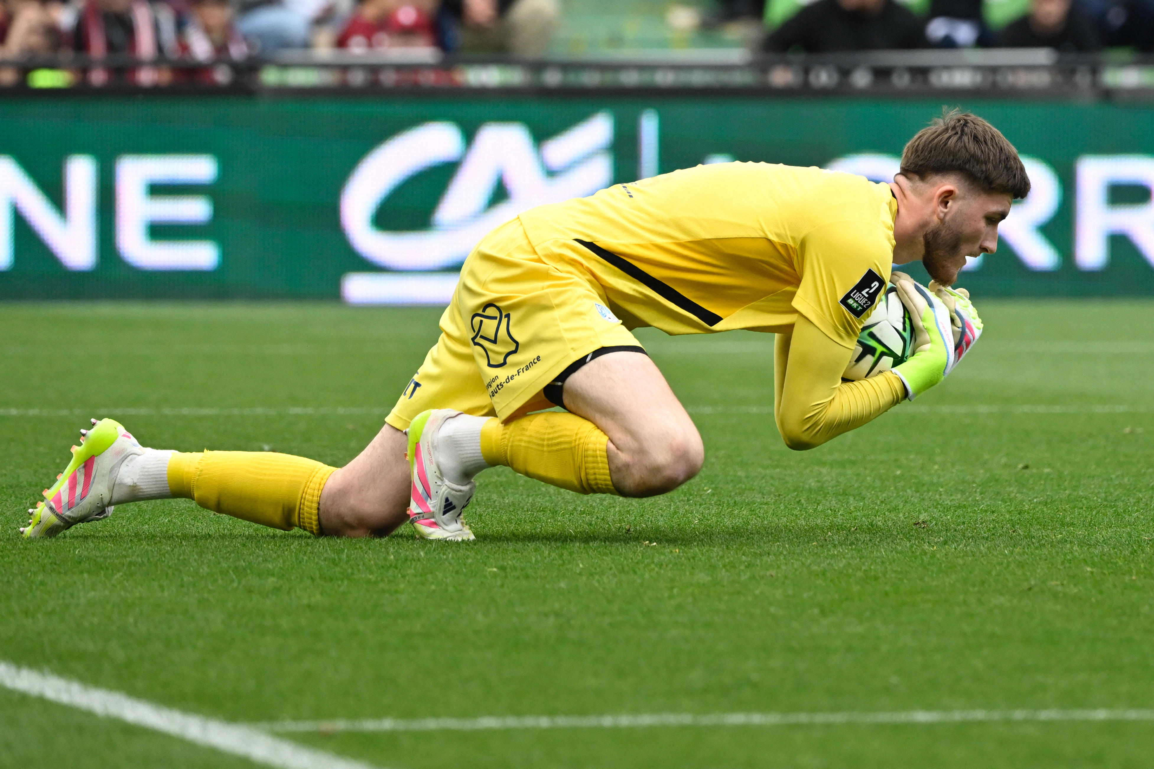 Newcastle United, Spurs and Brighton 'position themselves' in race for ...