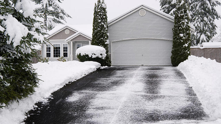 What ruins a concrete driveway? 5 common causes to be aware of